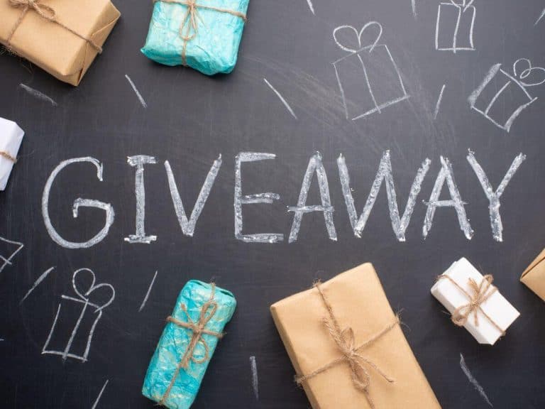 The Best Event Giveaways: How to do a giveaway at an event - People Connect